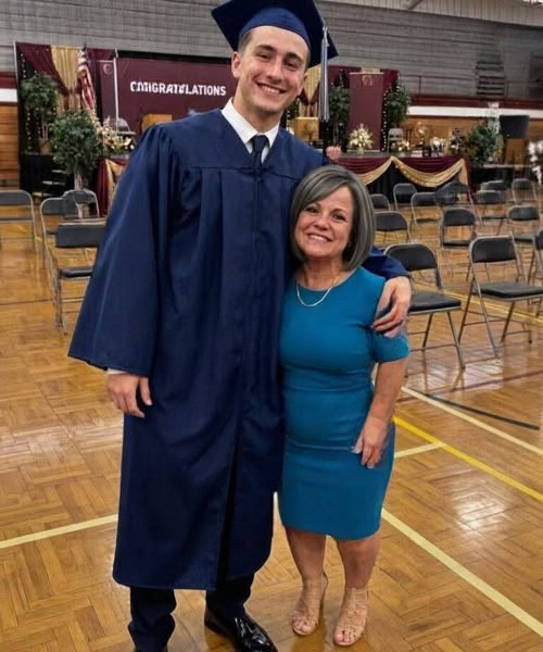 My Mom Raised Me Alone – but at My College Graduation, My Biological ...